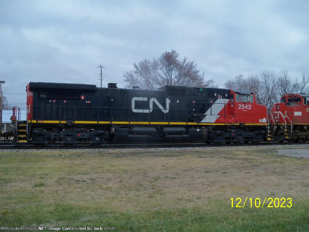 CN 2542